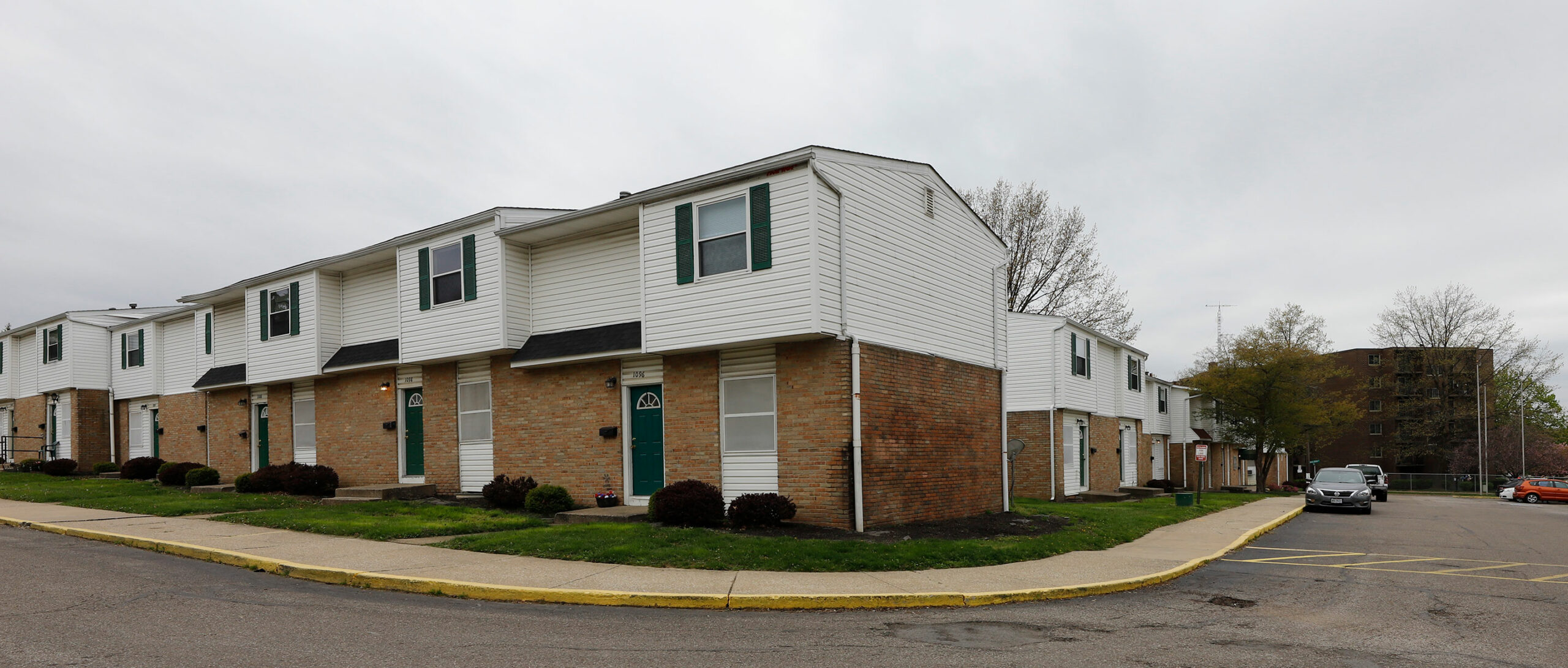 Chesapeake Pointe Townhomes - Cornerstone Managed Properties